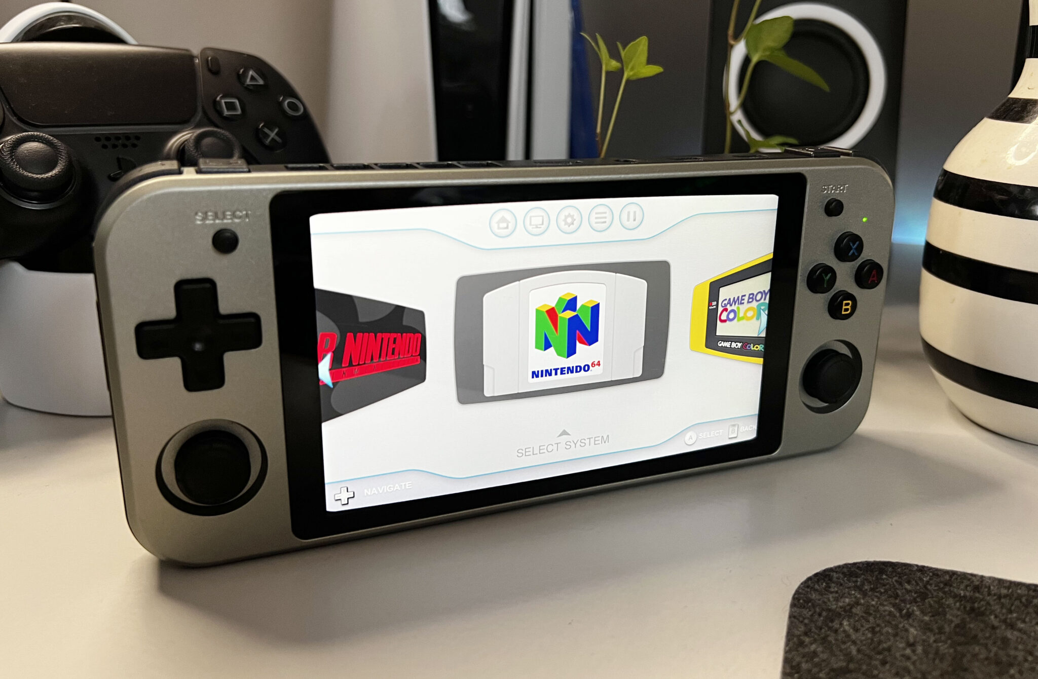 Anbernic RG552 Review: The Age Of Handhelds Has Begun – Techcravers